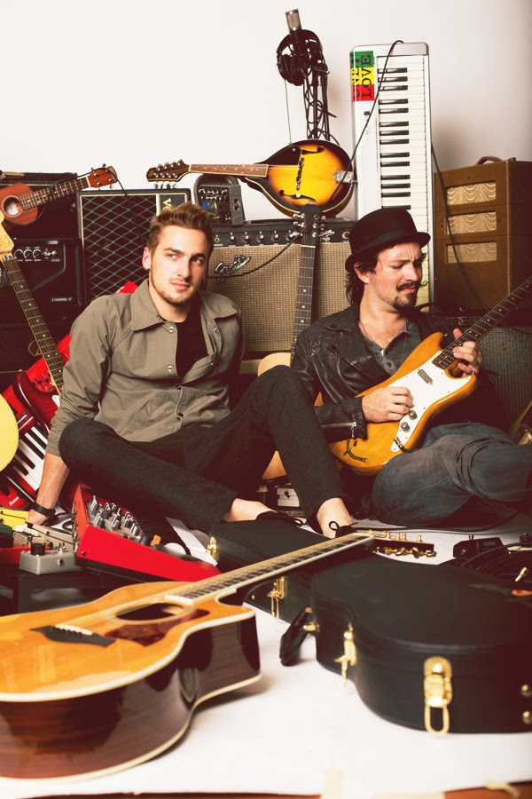 Heffron Drive: Sesión de Fotos. - Juste un écrivain.- Camille