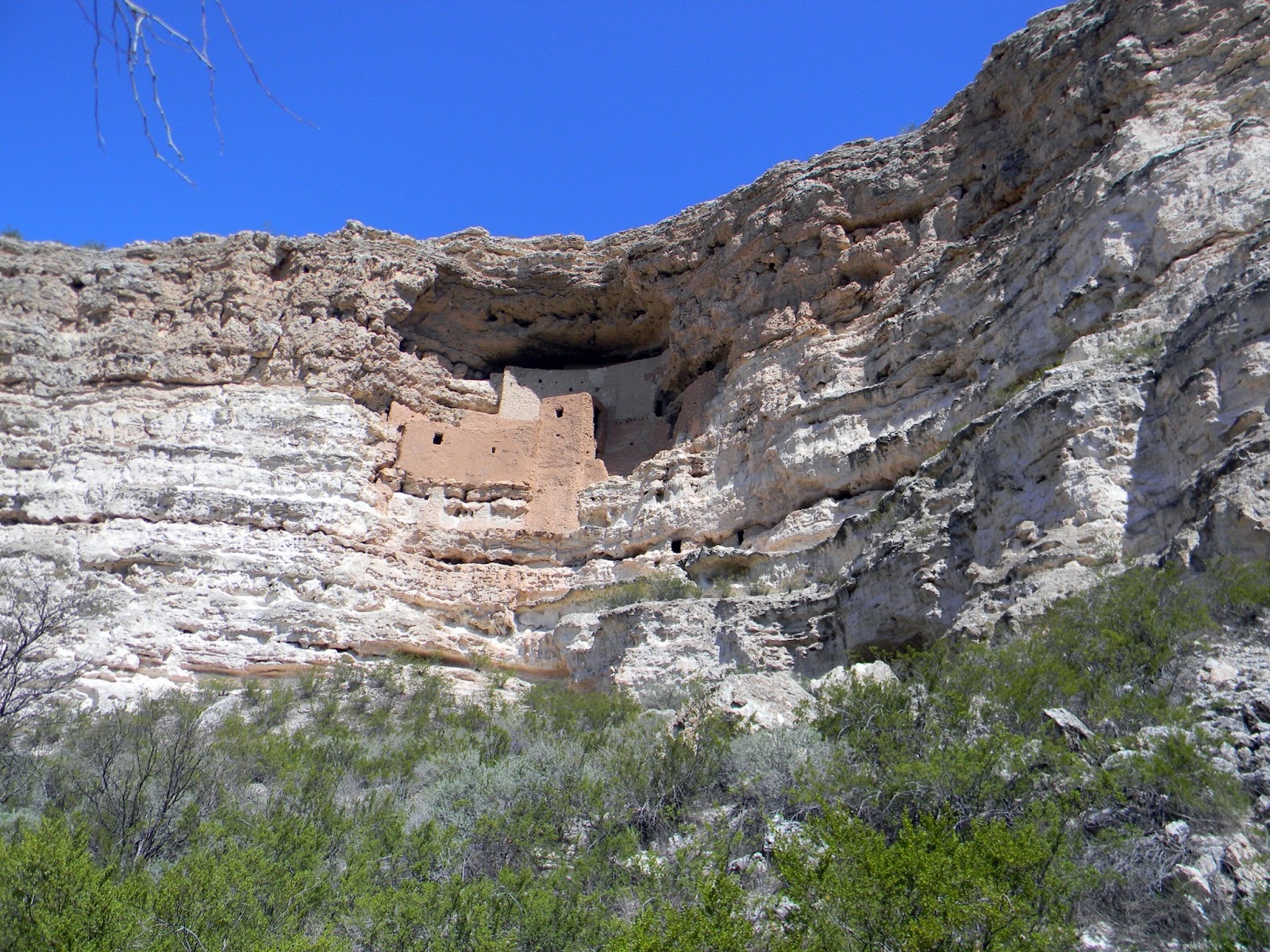 Arizona Travels: Ancient Cliff Dwellings
