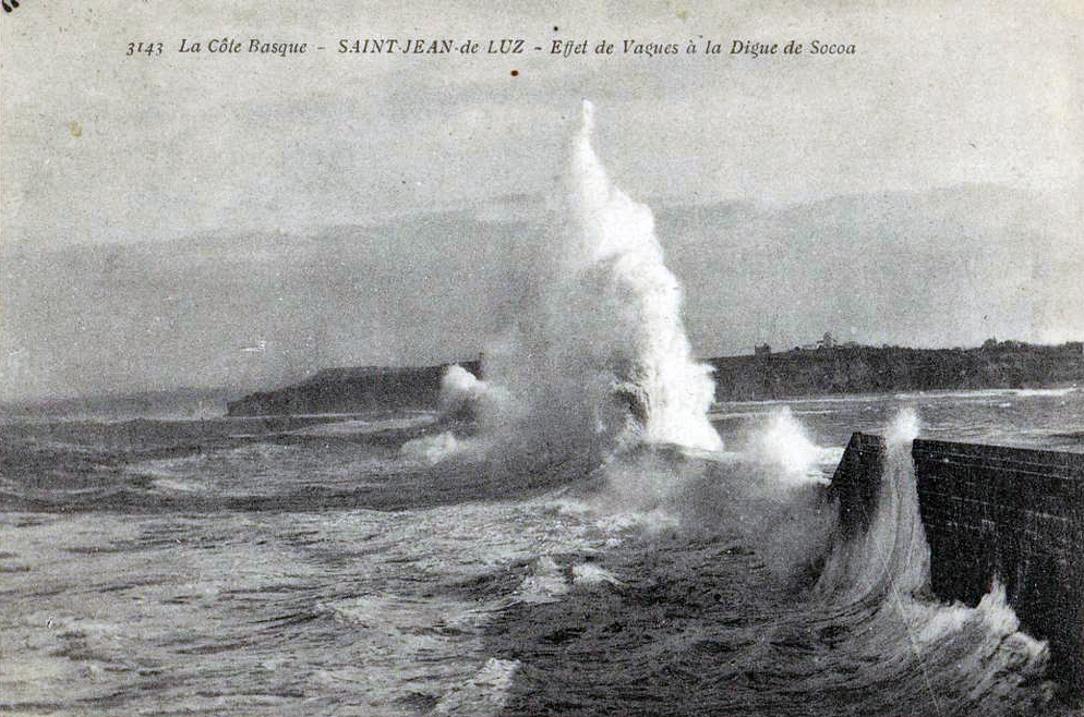 Les digues de Saint Jean de Luz