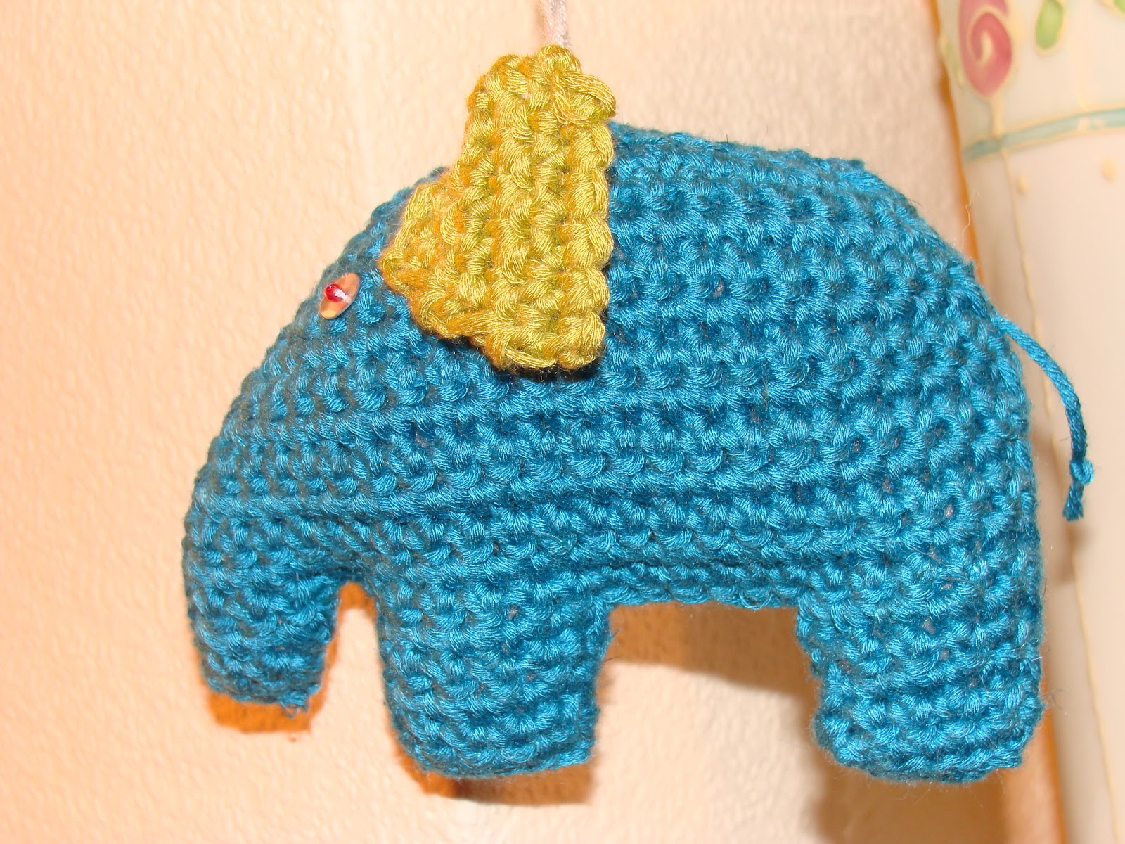 Little Lovely Stuff: Dangly Things!