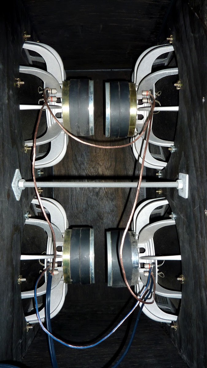 A True Infinite Baffle Subwoofer: An IB rebirth?