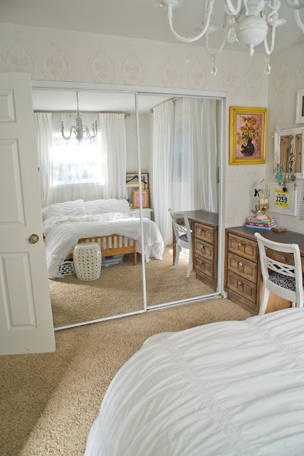 Domestic Fashionista: Moving the Bed to the Other Wall--Bedroom Makeover
