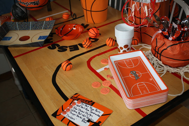 I Have A Big Story To Tell: March Madness Table Idea for April!