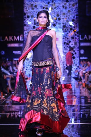 Digital World Informatics | All Kinds of Wallpaper: Manish Malhotra ...