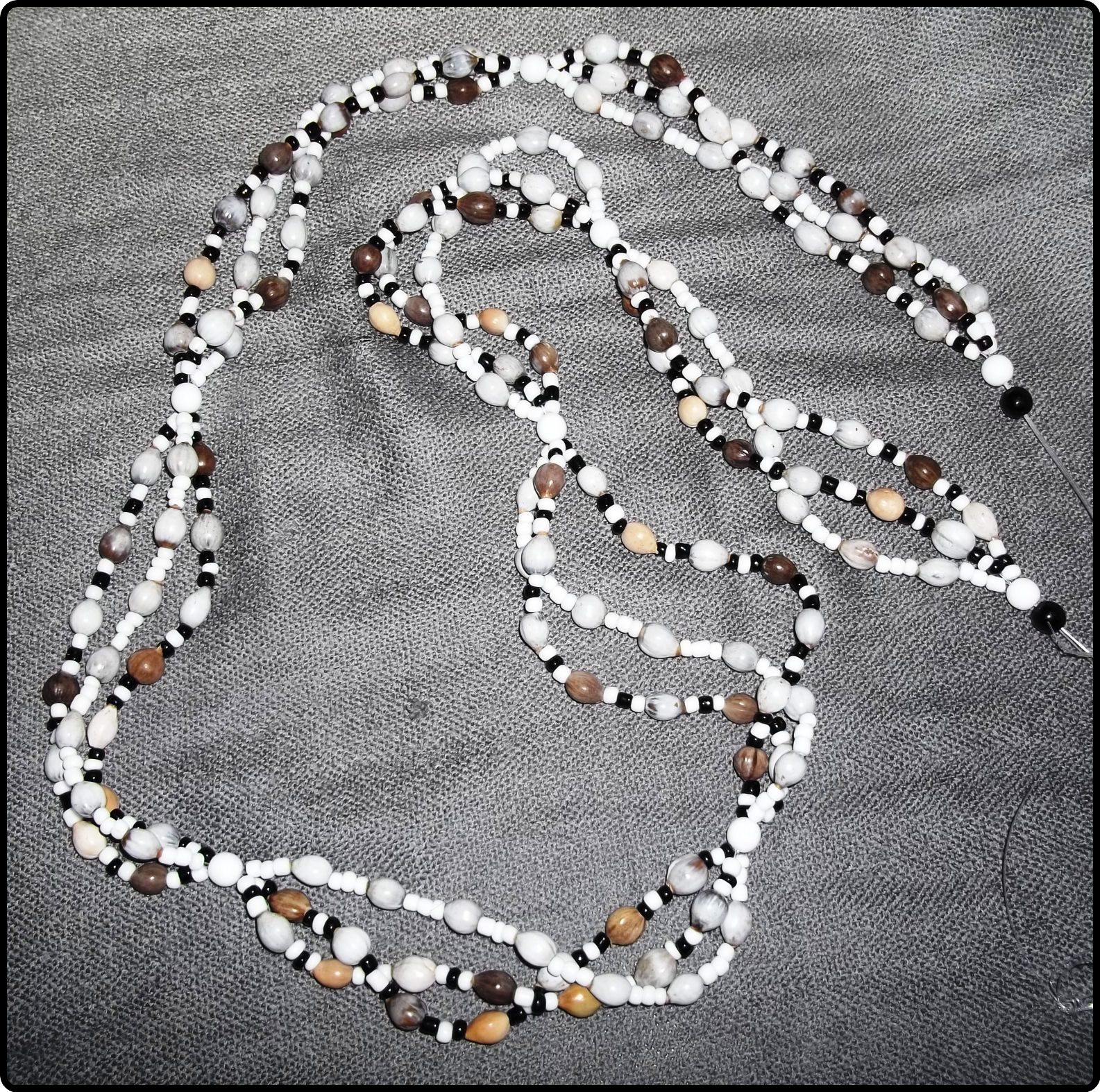 7 Linhas da Umbanda : BRAJÁ PRETO VELHO (fio de 03 pernas)