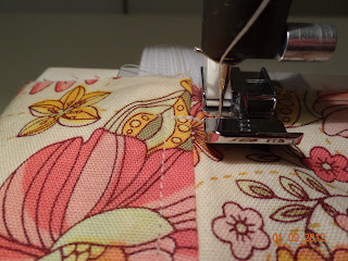 Sew Fabulously Pink!: Temple (garment) Bag Tutorial