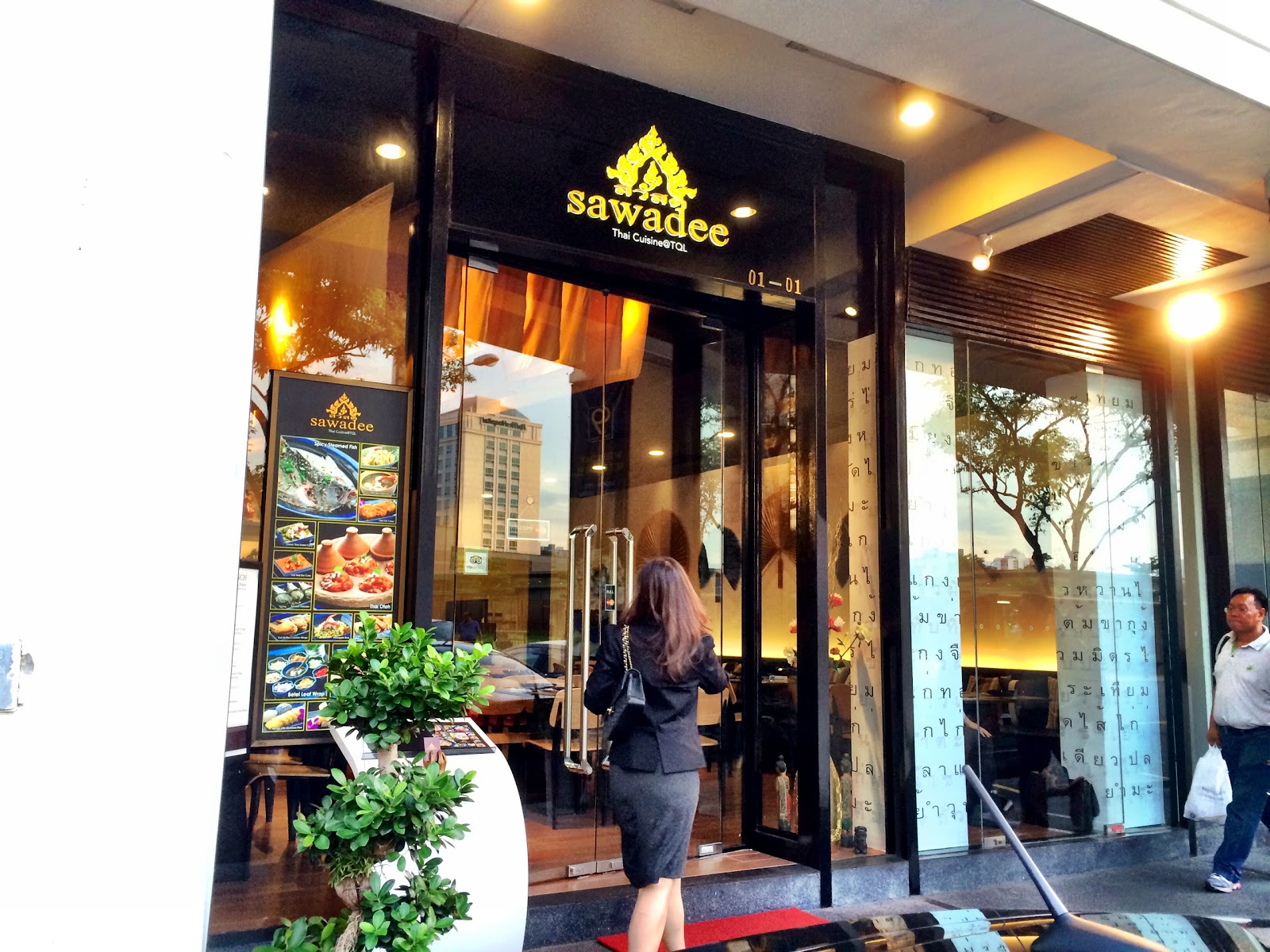 The Silver Chef: Sawadee Thai Cuisine - An Elegance of Thai Flavors