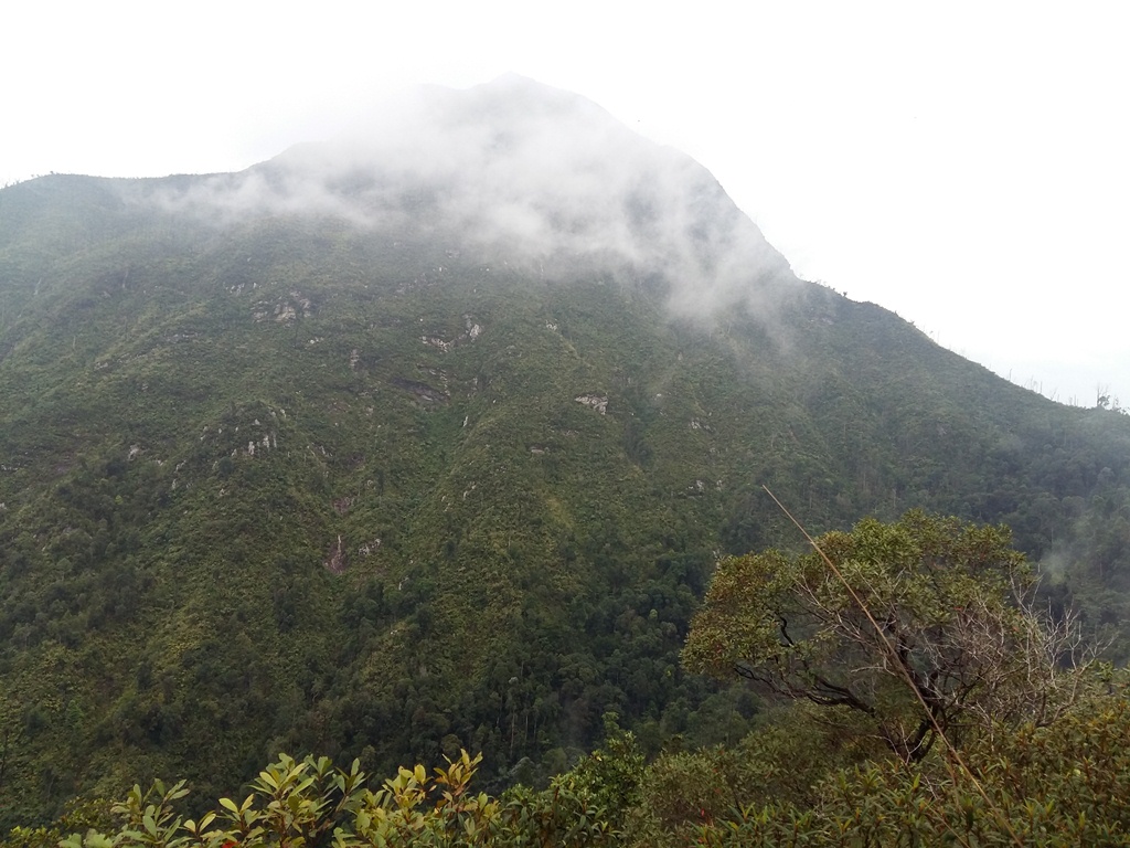 TRAVELOG: GUNUNG KENDERONG-KERUNAI (K2) : Pemandangan Awan Karpet Yang ...