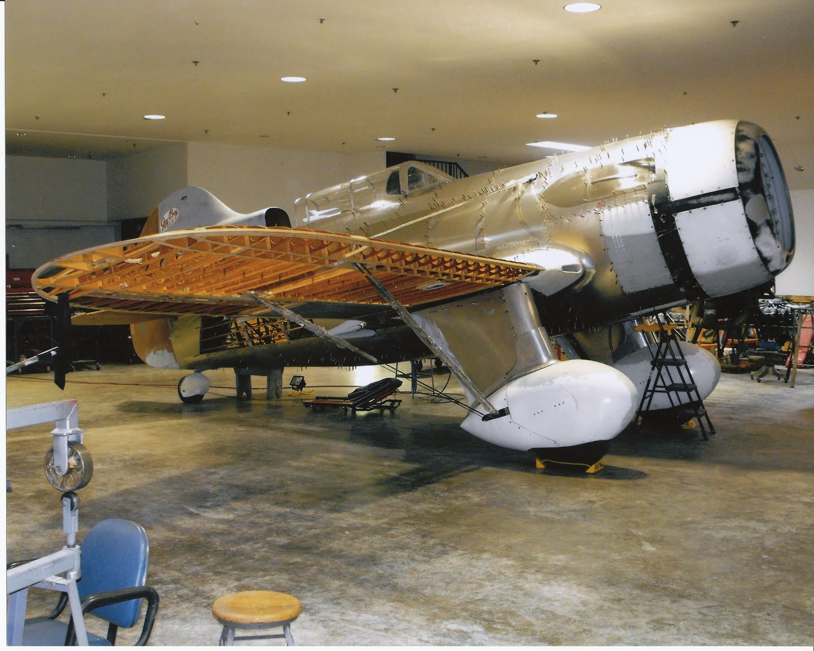 Laird Super Solution: Nobody builds an airplane alone