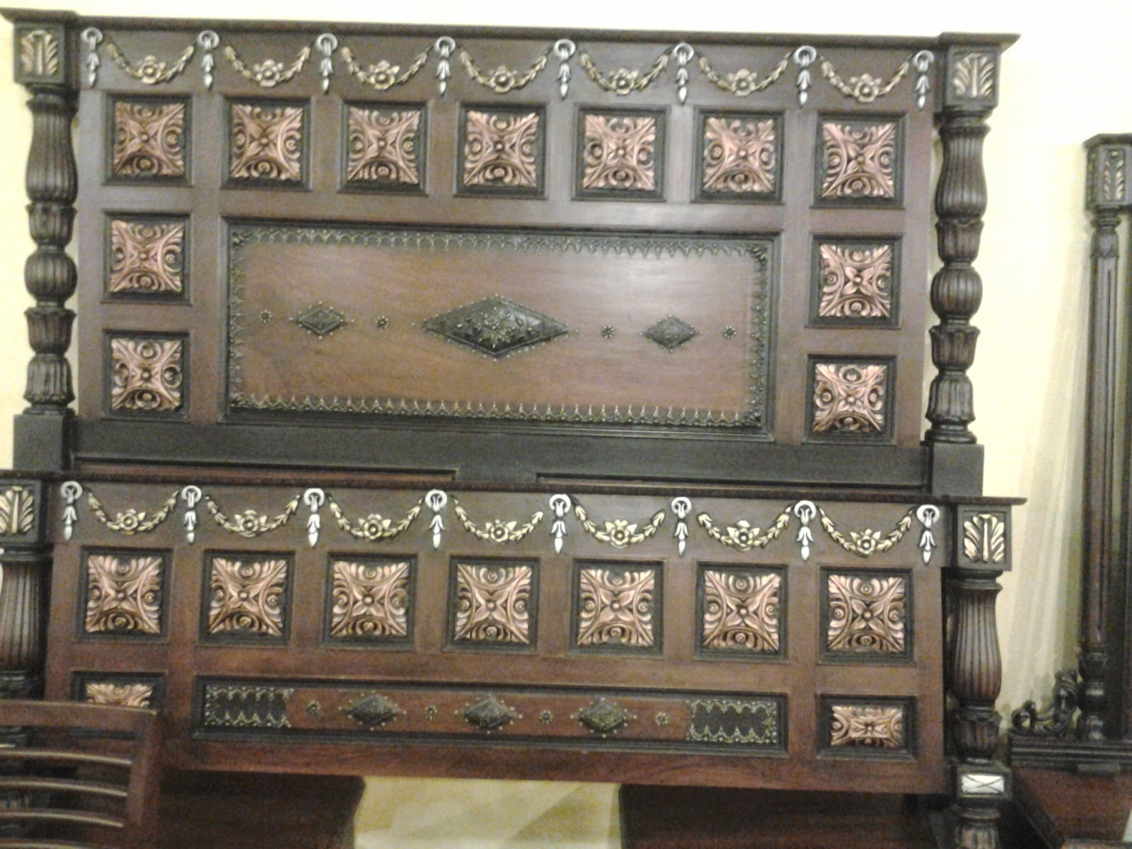 Al-Hamd Furniture: AL-HAMD FURNITURE CHINIOT +92 3007711331