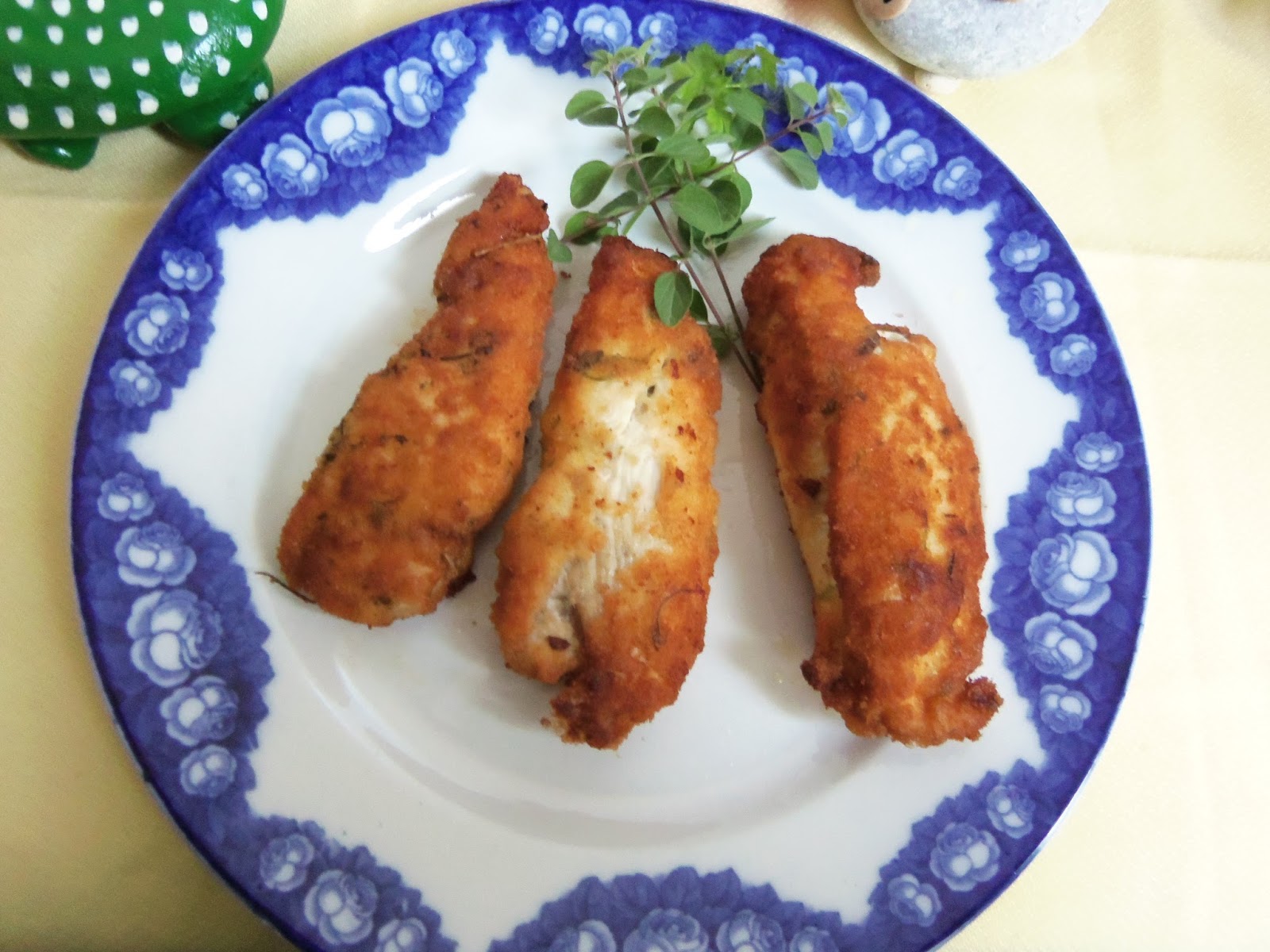 La Cocina De Henar: Pechugas de pollo rellenas de jamón y queso La Cocina De Henar: Pechugas de pollo rellenas de jamón y queso