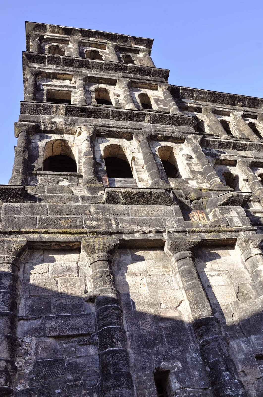 Arqueología en mi jardín: La Porta Nigra de Augusta Treverorum (Trier ...