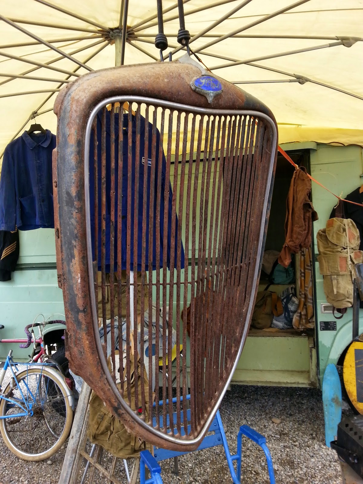 luckyfactory40: CALANDRE "FORD" 1934 Y