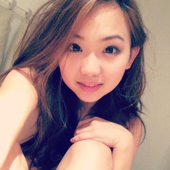 X-treme Enigma: Harriet Sugarcookie...Bintang Porno Culun tapi Seksi