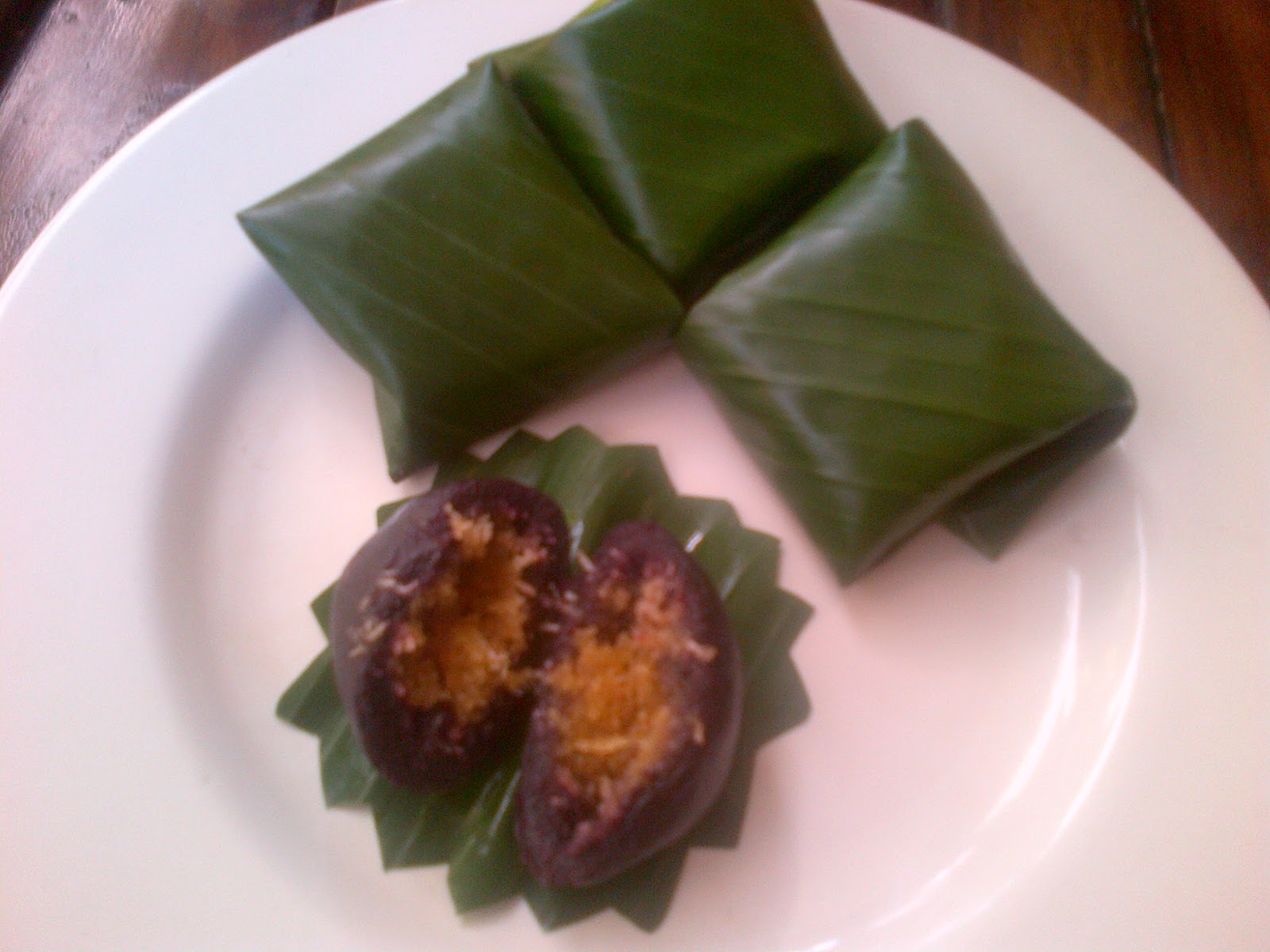 Kitchen Creation: Kue Bugis Ketan Hitam