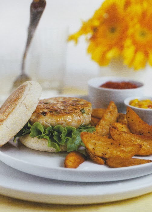 Hanneica's Kitchen: Chicken and Spring Onion Burgers