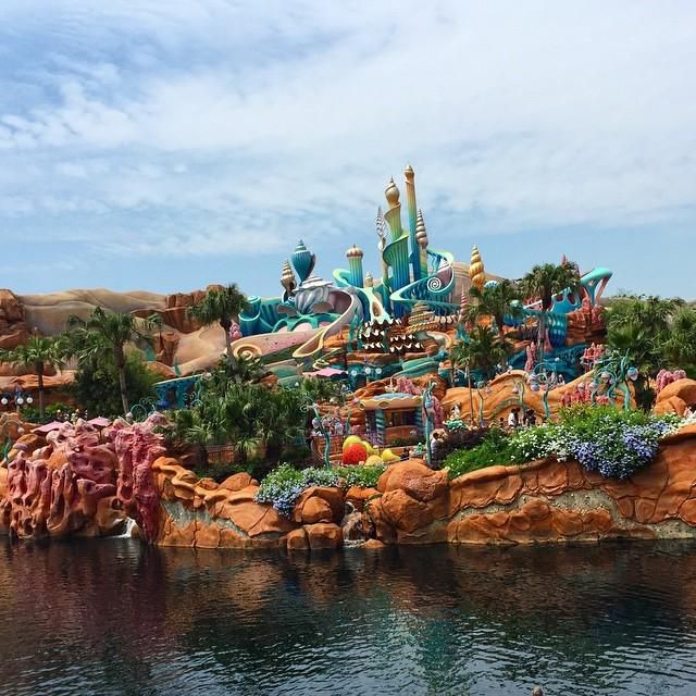 Taman Wisata Disneyland dan Disneysea Tokyo