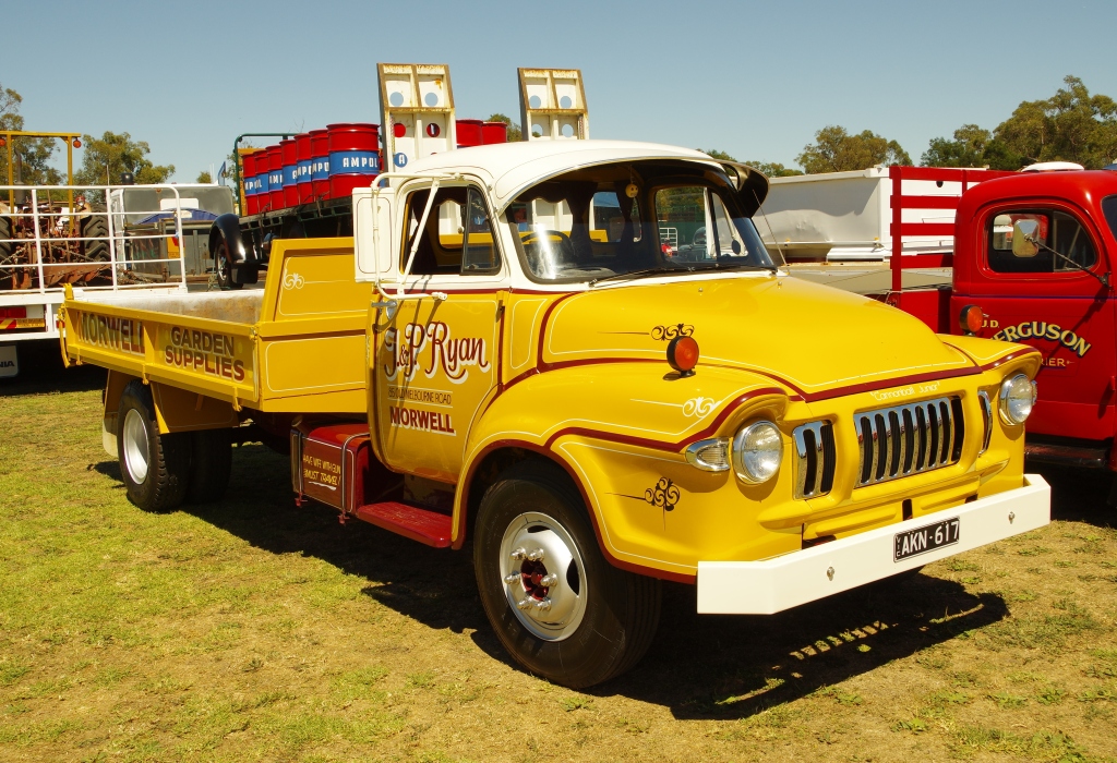 Historic Trucks: Longwarry Heritage Truck Show 2018 - Part 2 - English ...