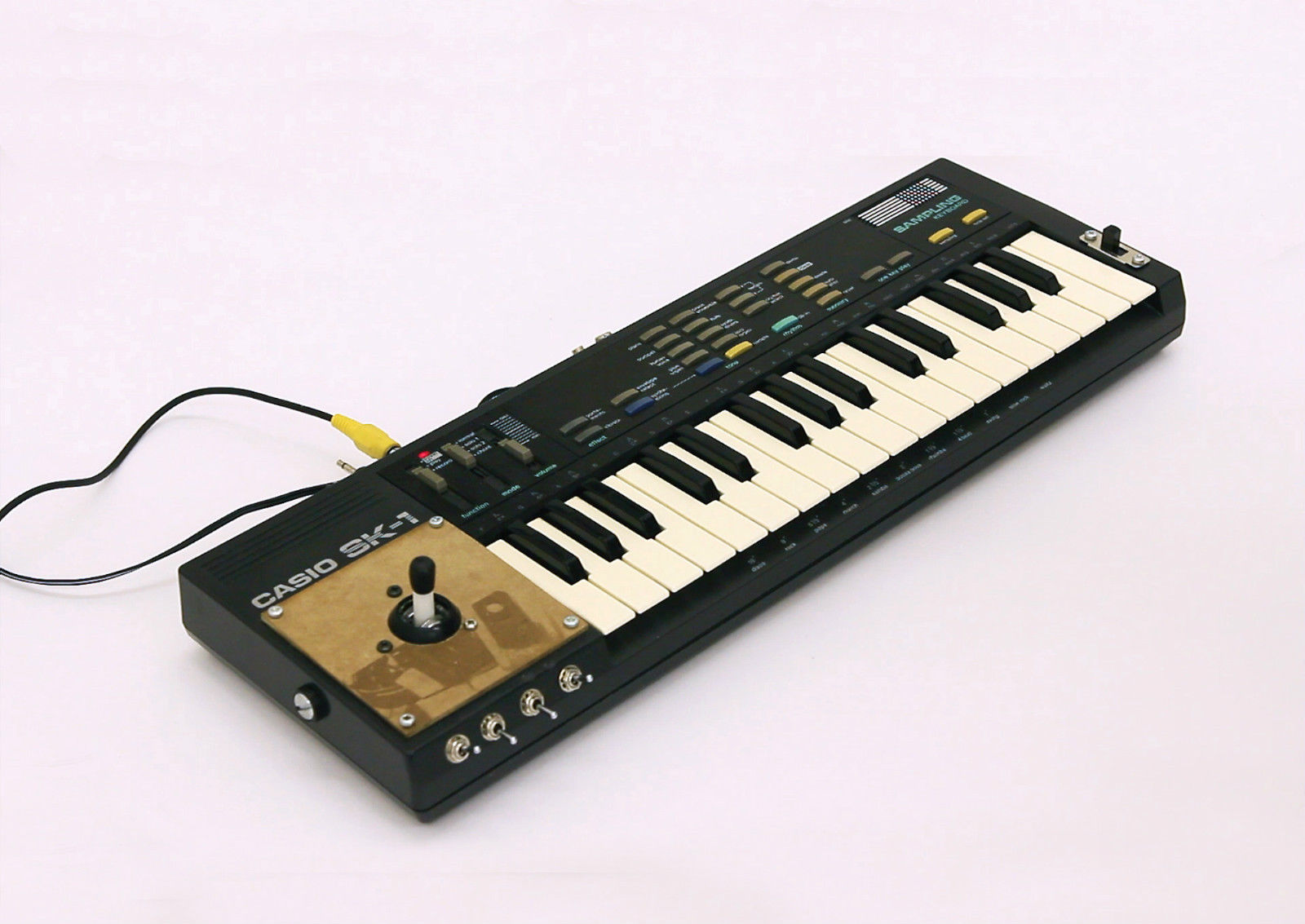 MATRIXSYNTH: Circuit Bent CASIO SK-1 by stamou instruments