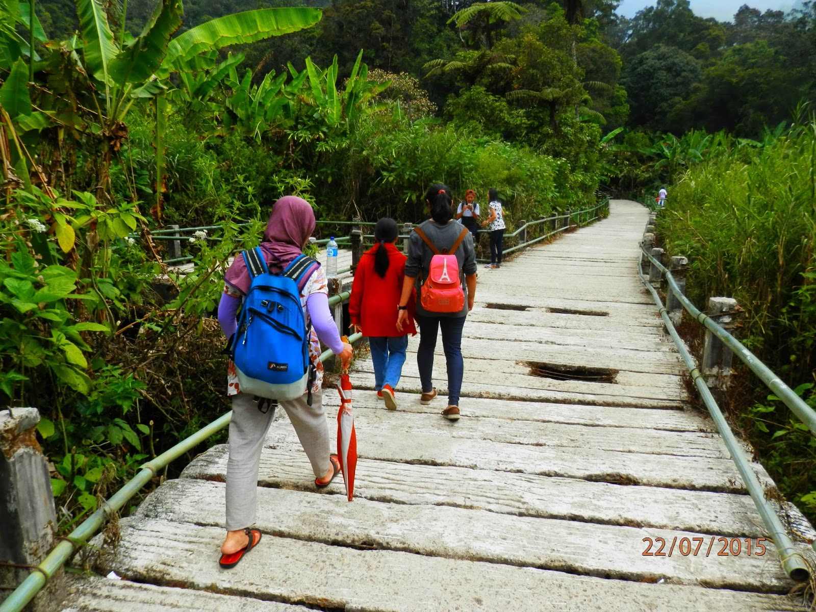 My media: Curug Cibereum, Telaga Biru, Rawa Gayonggong & Curug Cikundul ...