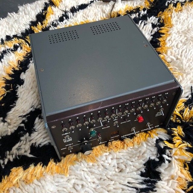 MATRIXSYNTH: Sequential Circuits Analog Sequencer Model 800
