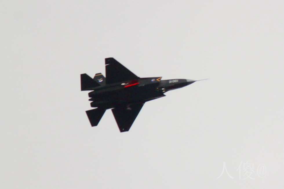 Defense Updates: The J-31, China's latest fighter takes to the air