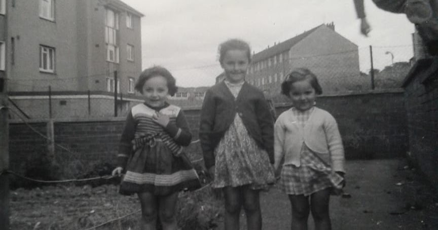 6 Oxgangs Avenue 1958-1972 'The Stair' incorporating Oxgangs - A ...