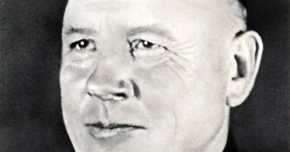 Ritterkreuzträger: Maximilian Fretter-Pico in the Hoffmann Postcard Series