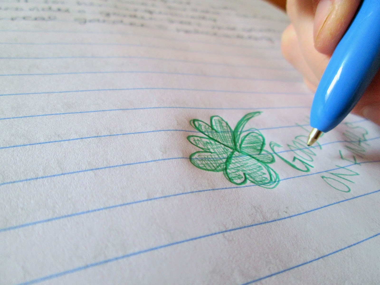 smilingrid: BIC® 4-Color™ Pen Review