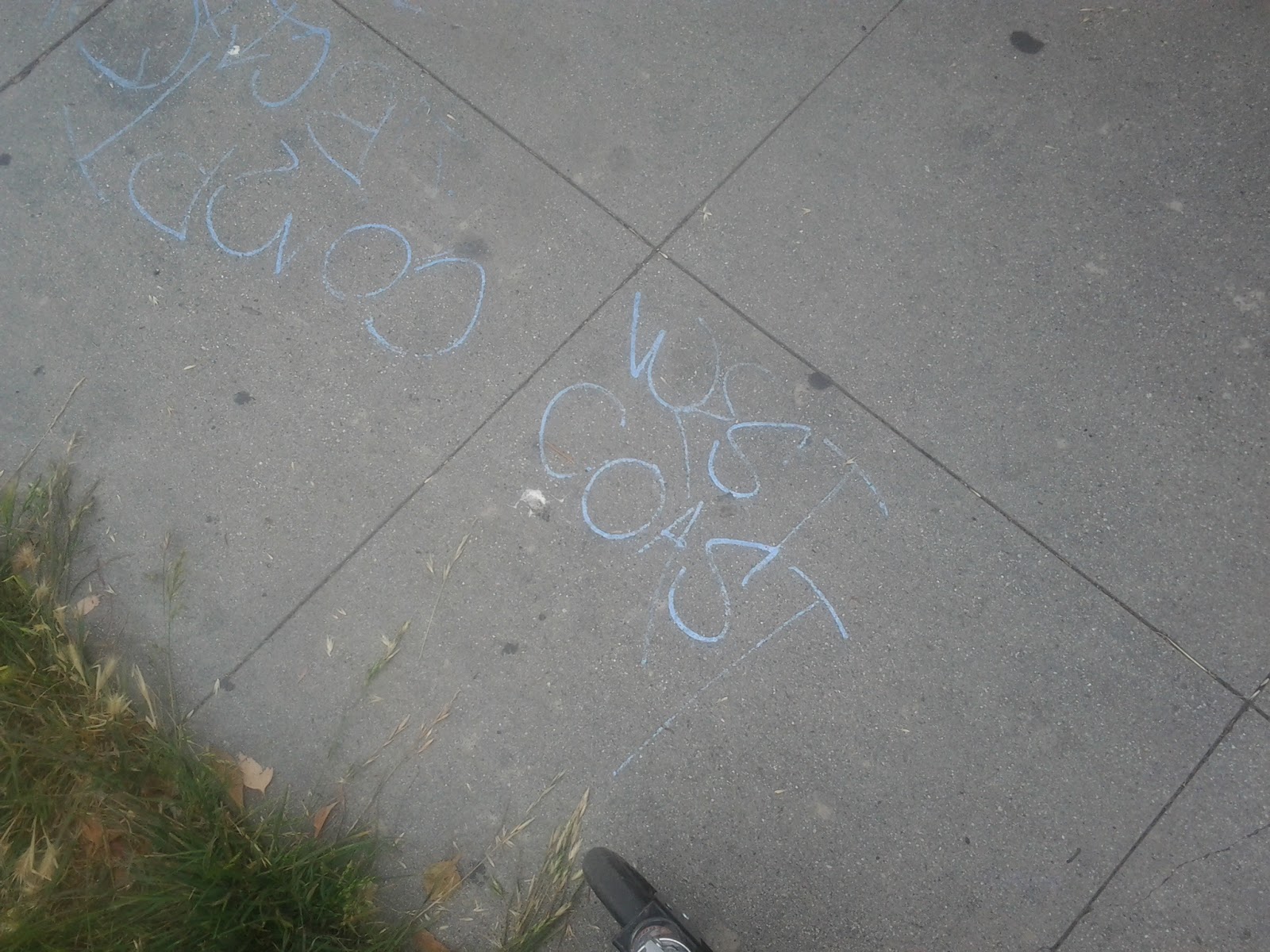 graffiti , murals & tagging : Compton ( tagging crews )