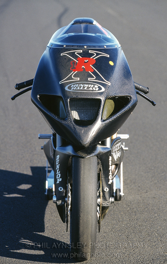 Hunwick Hallam X1R Superbike - way2speed