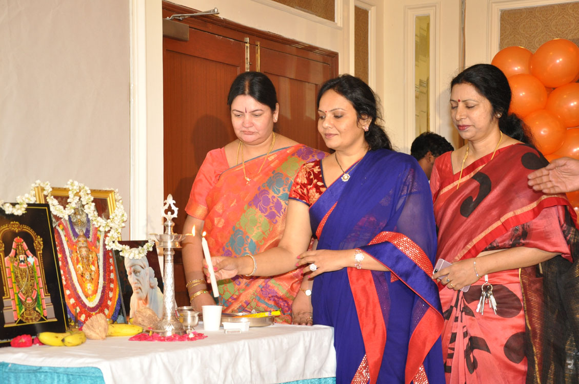 Garam movie first look launch photos