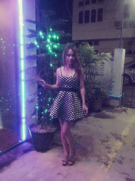 On Line လဘက္ရည္ဆိုင္ Club မွာေတြ႔ အိမ္ေခၚလိုး