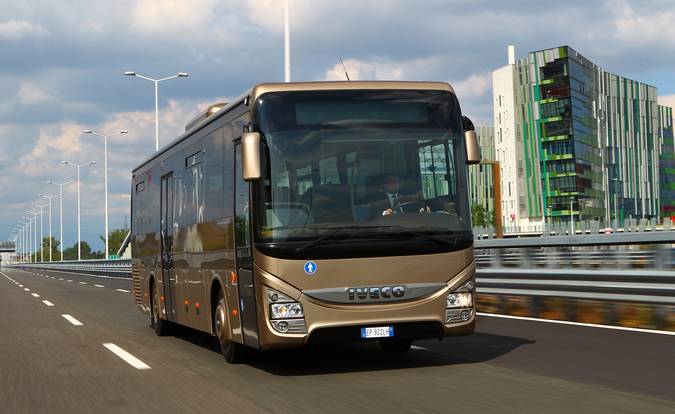 Iveco Bus entrega 36 Crossway Pro à Transporte Único de Abruzzo