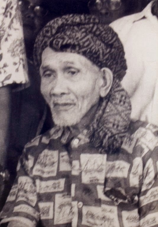 Sejarah dan Politik : DATUK BAHAMAN