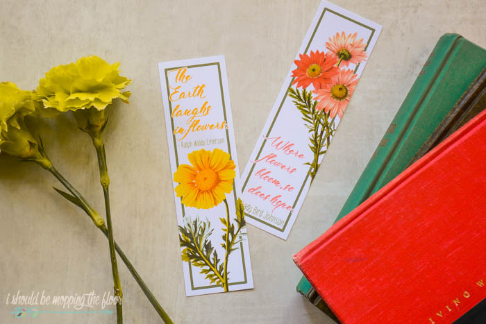 Free Printable Daisy Bookmarks | i should be mopping the floor
