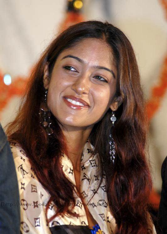 Hairstyles2 Ileana Has Not Yet Signed hairstyles2-ileana-has-not-yet-signed