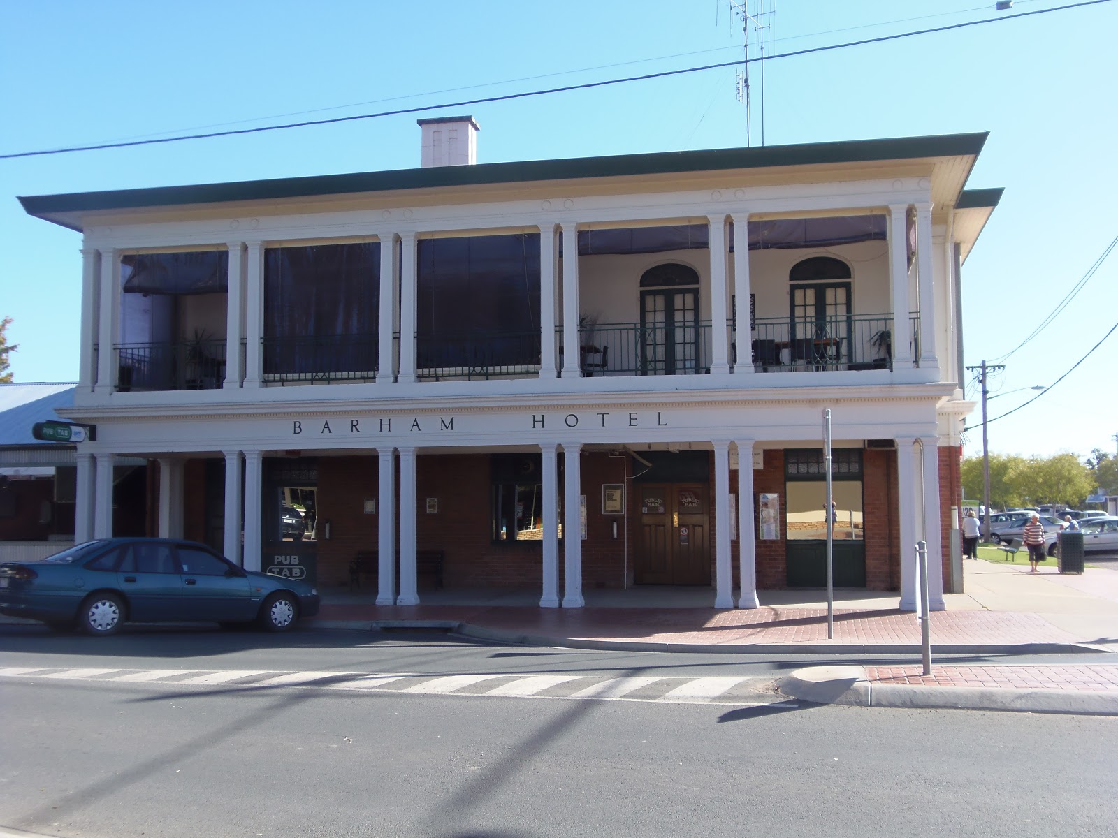 Solo Steve On The Road: THE SISTER TOWNS of KOONDROOK Vic and BARHAM NSW