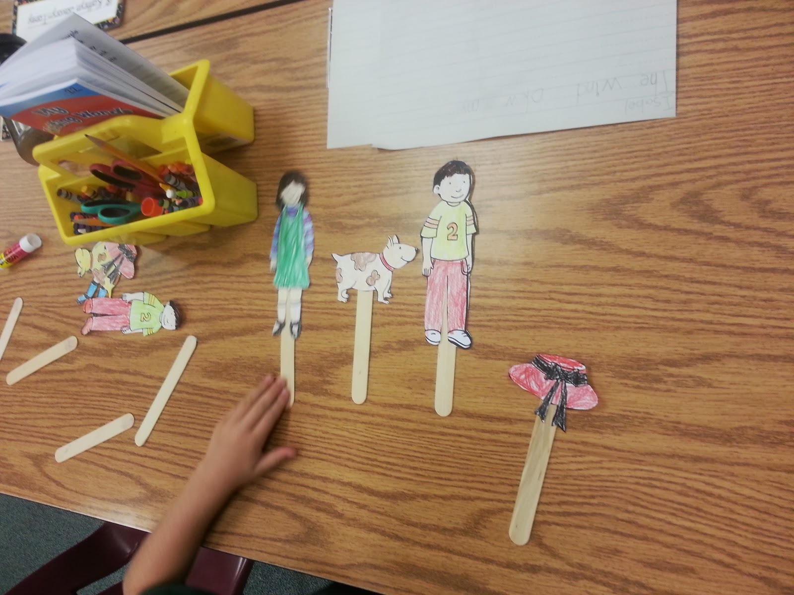 Harcourt Trophies Reading Ticket: Puppet Shows to Improve Reading!