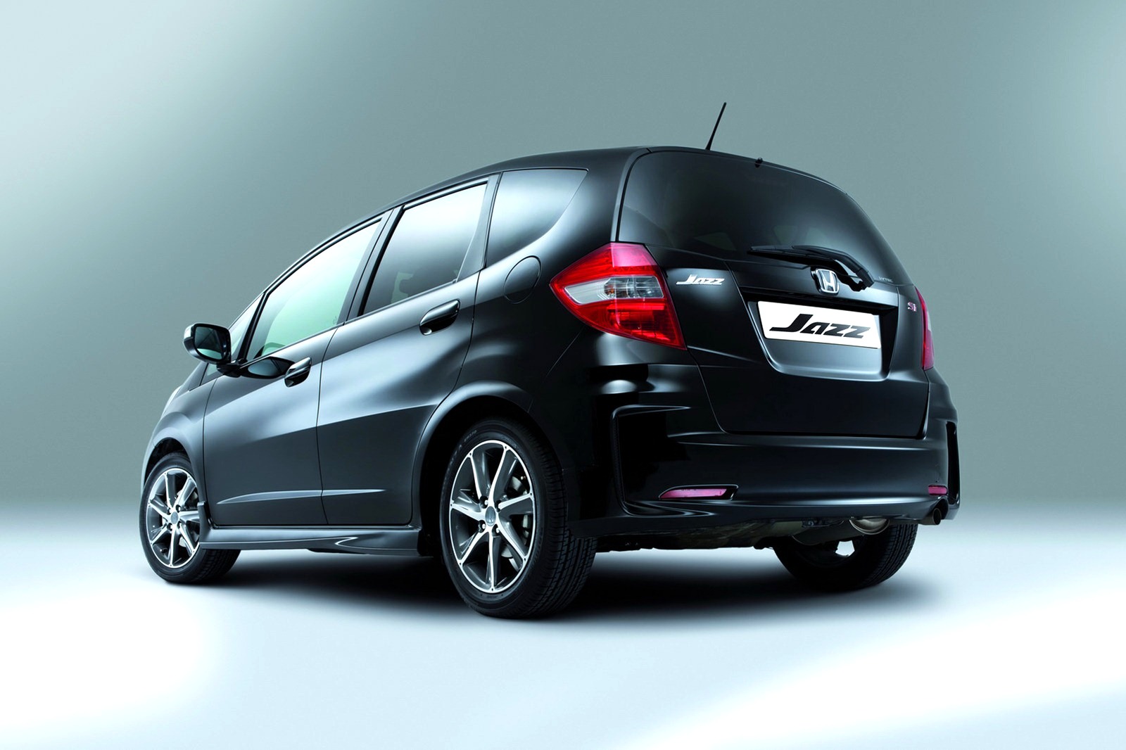 Car Review 2012 Honda Jazz Si Spesial Edition Photo car-review-2012-honda-jazz-si-spesial-edition-photo