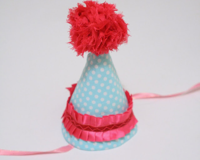 Sewing Mama RaeAnna: Fabric Party Hat Take 2!