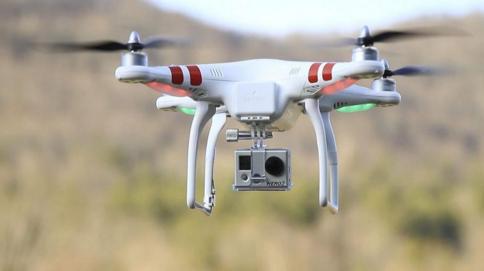 Piloto de drone: marzo 2016