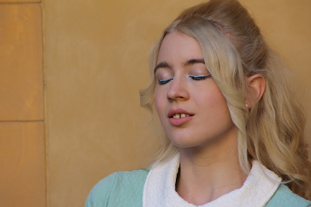 Mod Girl | GracefullyVintage