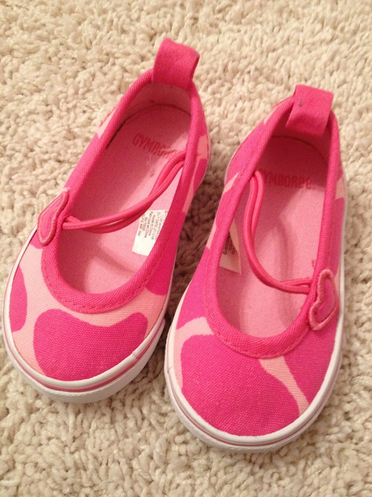 Walkin' On Sunshine: Trendy Tot Tuesday: Summer Shoes!