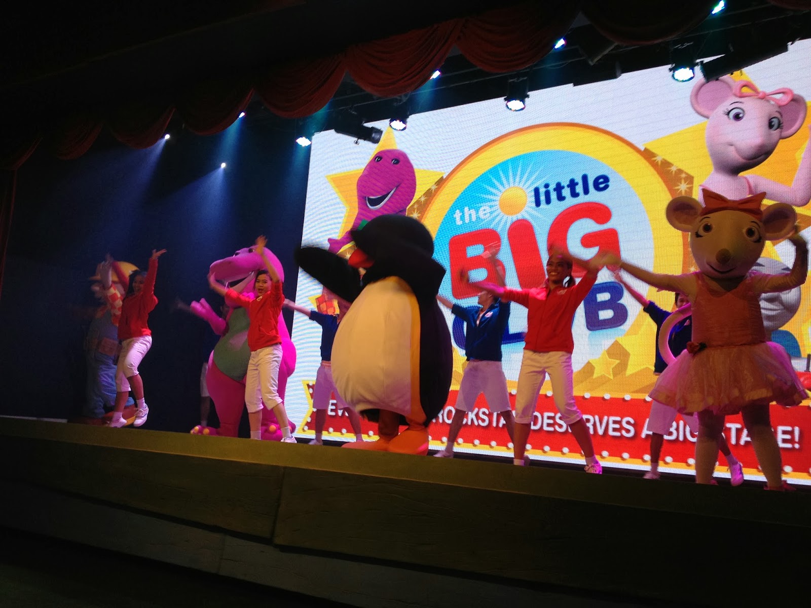 Ally's In Wonderland: The Little Big Club