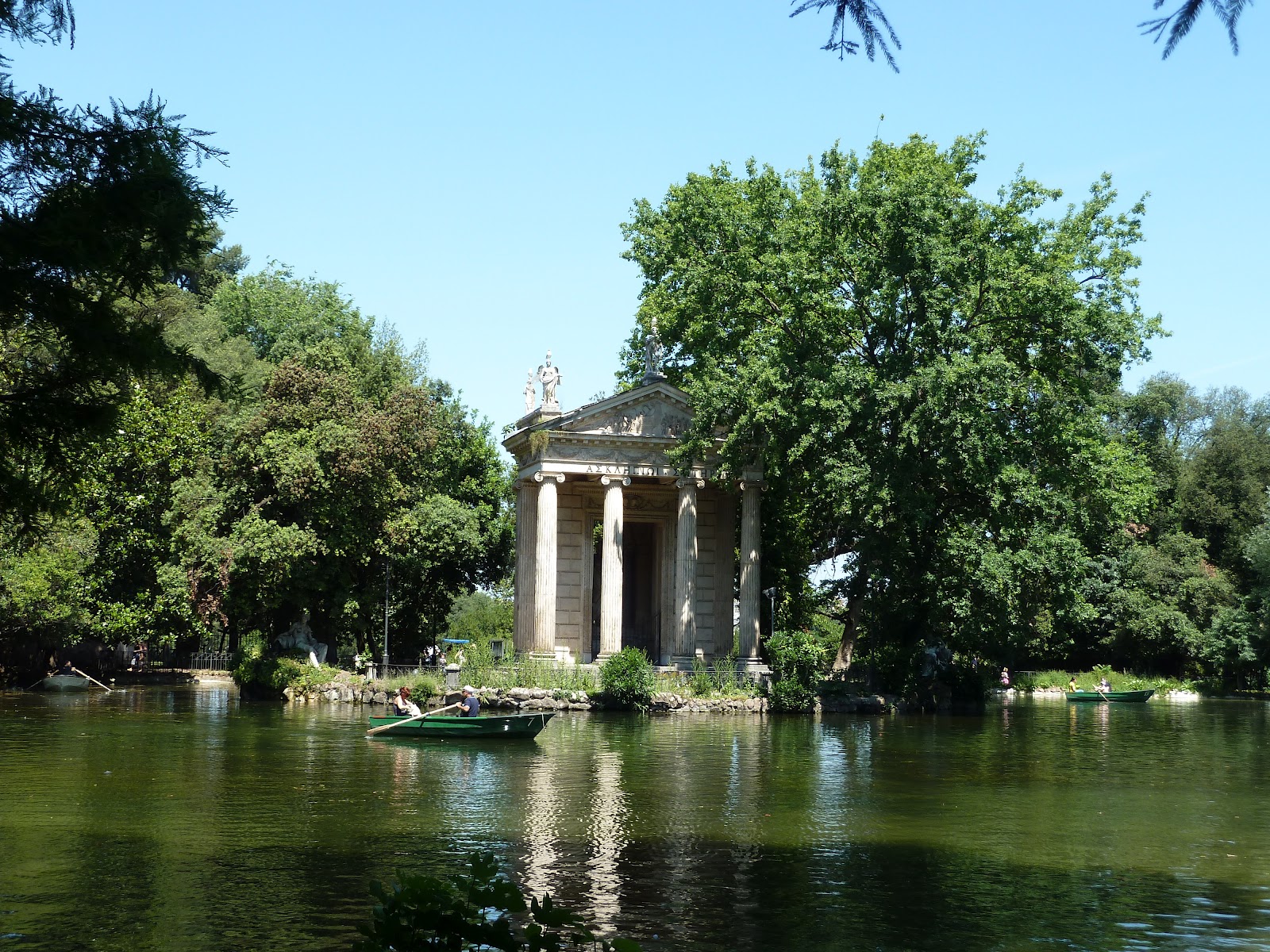A Foodie's Joy: Villa Borghese and Gardens