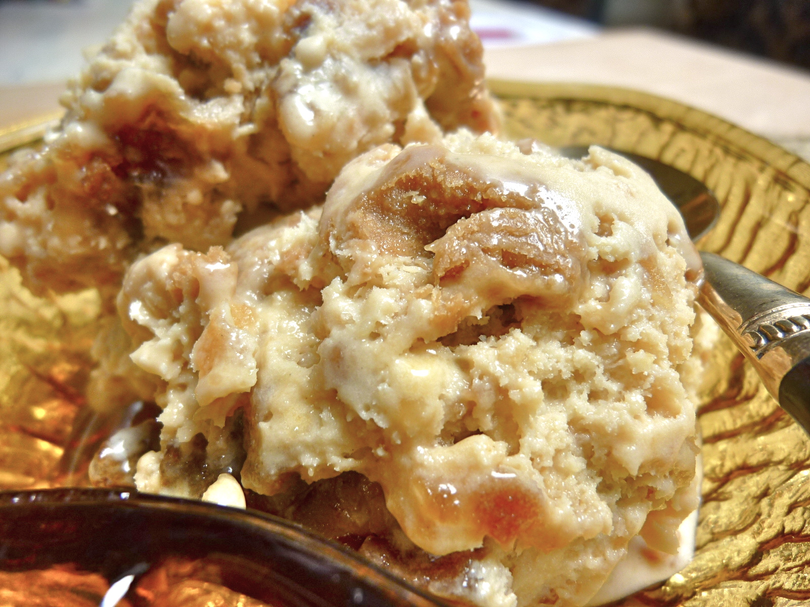 Caramelized Apple Vanilla Calvados Ice Cream with Speculoos Cream Swirl ...