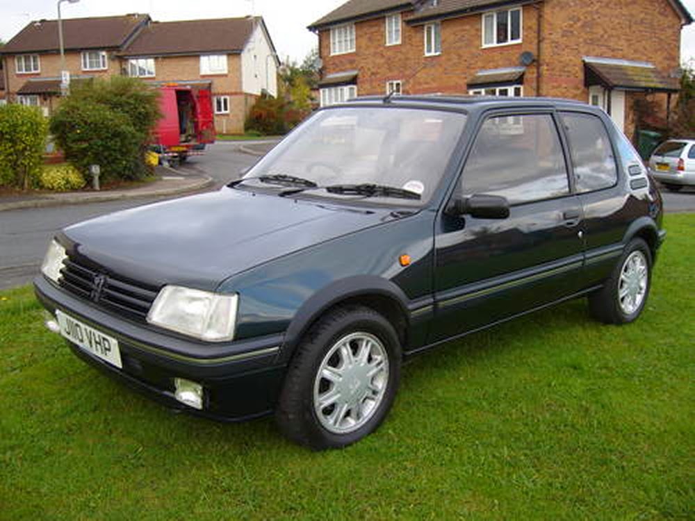 .: 205 Gentry, Lujo pero con unos HP menos.