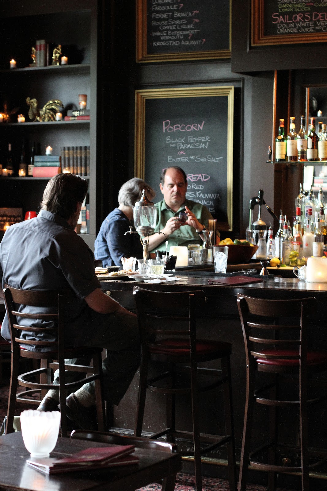 nancyophoto: 108/365 Secrety Society Lounge