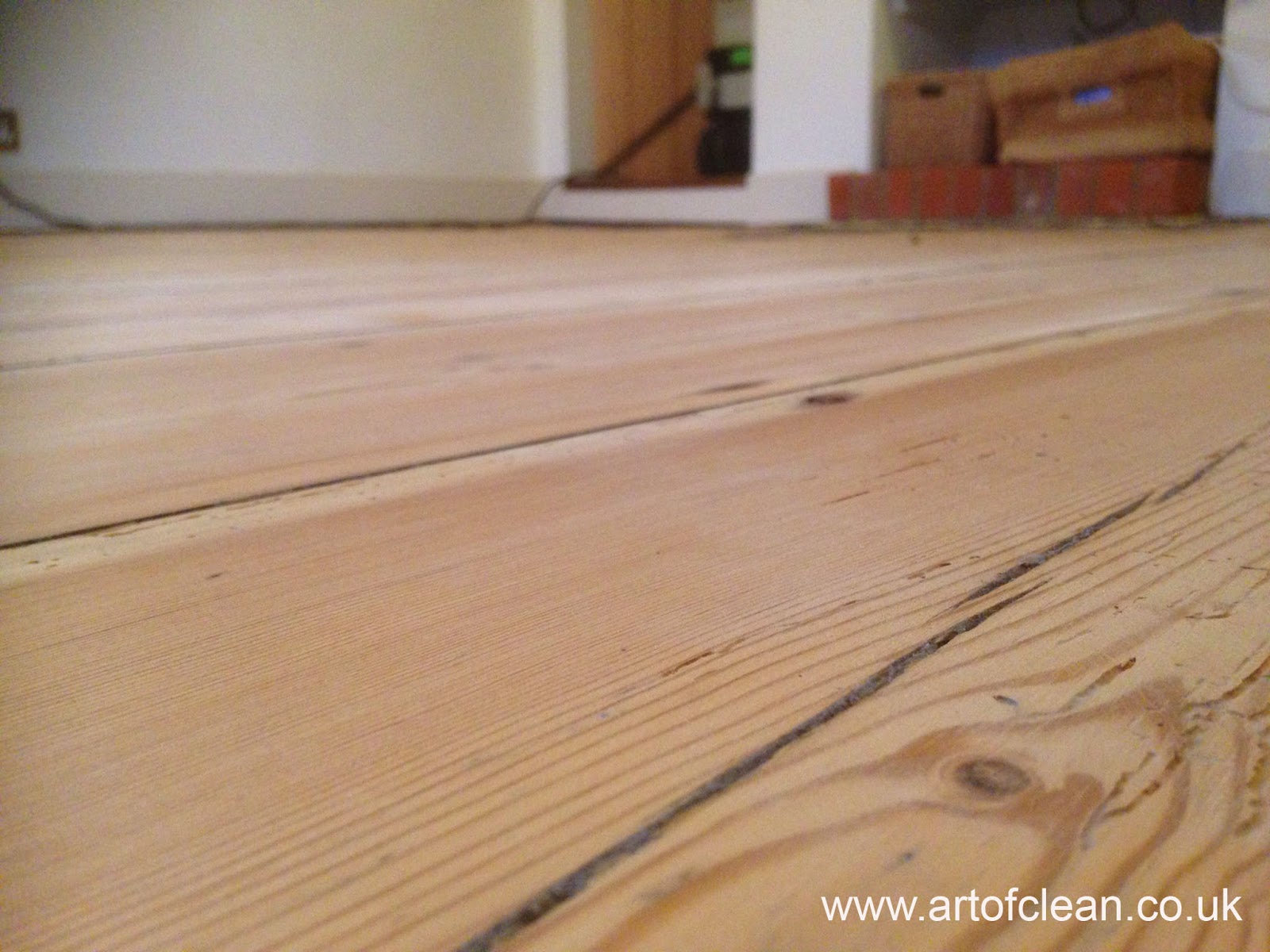 Wood Sanding and Finishing Cambridge UK: Sanding An Ancient Pine Floor